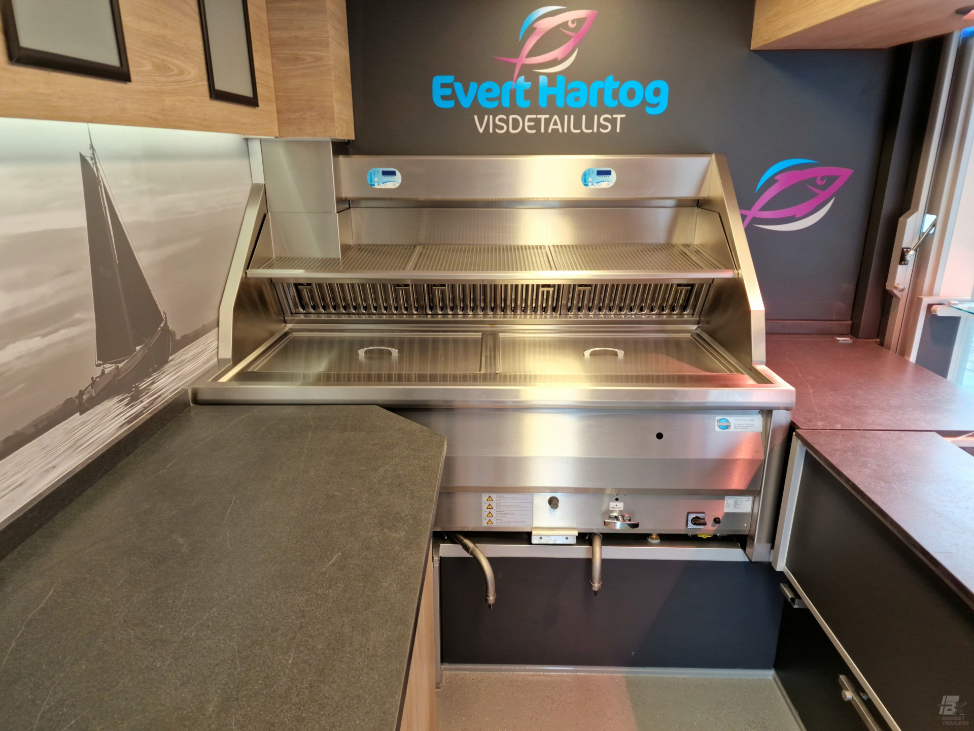 Zelfrijdende verkoopwagen voor verse vis en gebakken vis | BK Market ...