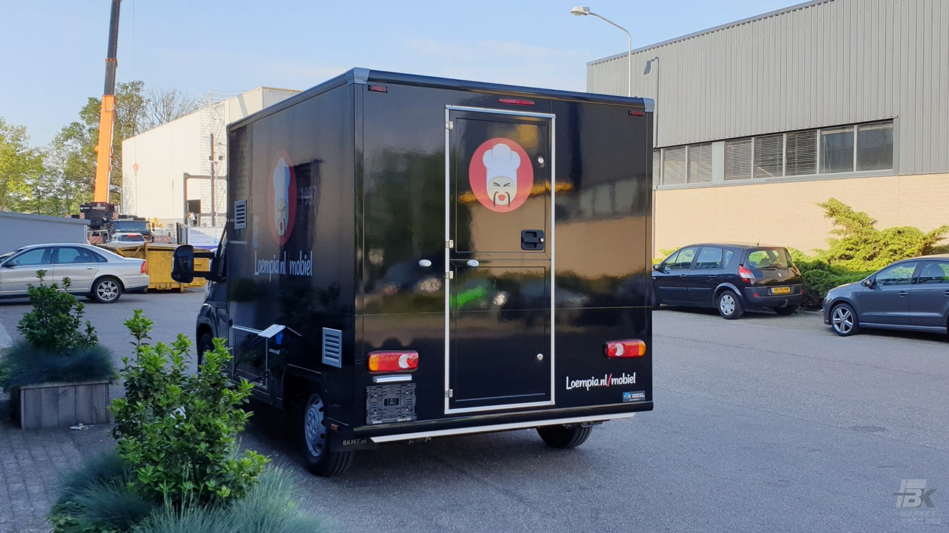Zelfrijder voor loempia's | BK Market Trailers
